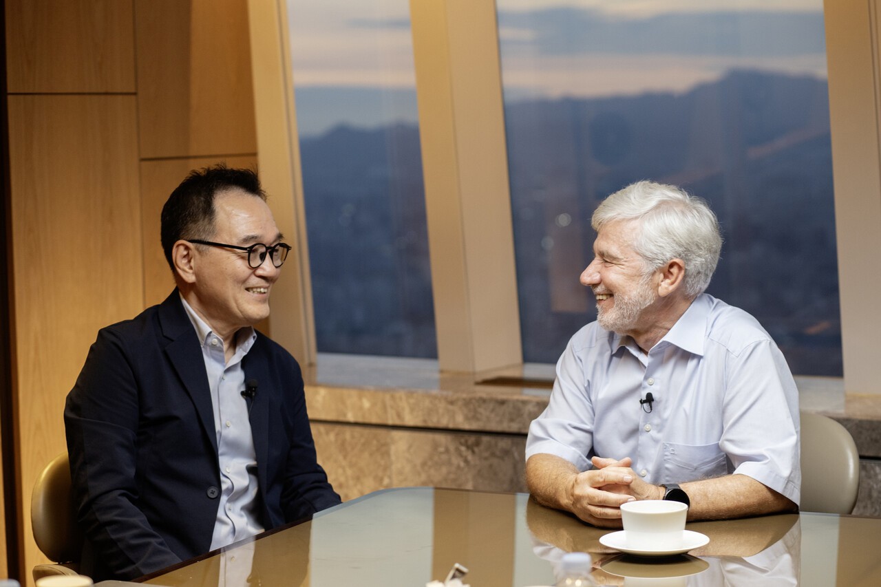 Matias Lucas Director introduces Fotona's global vision and the Korean ...